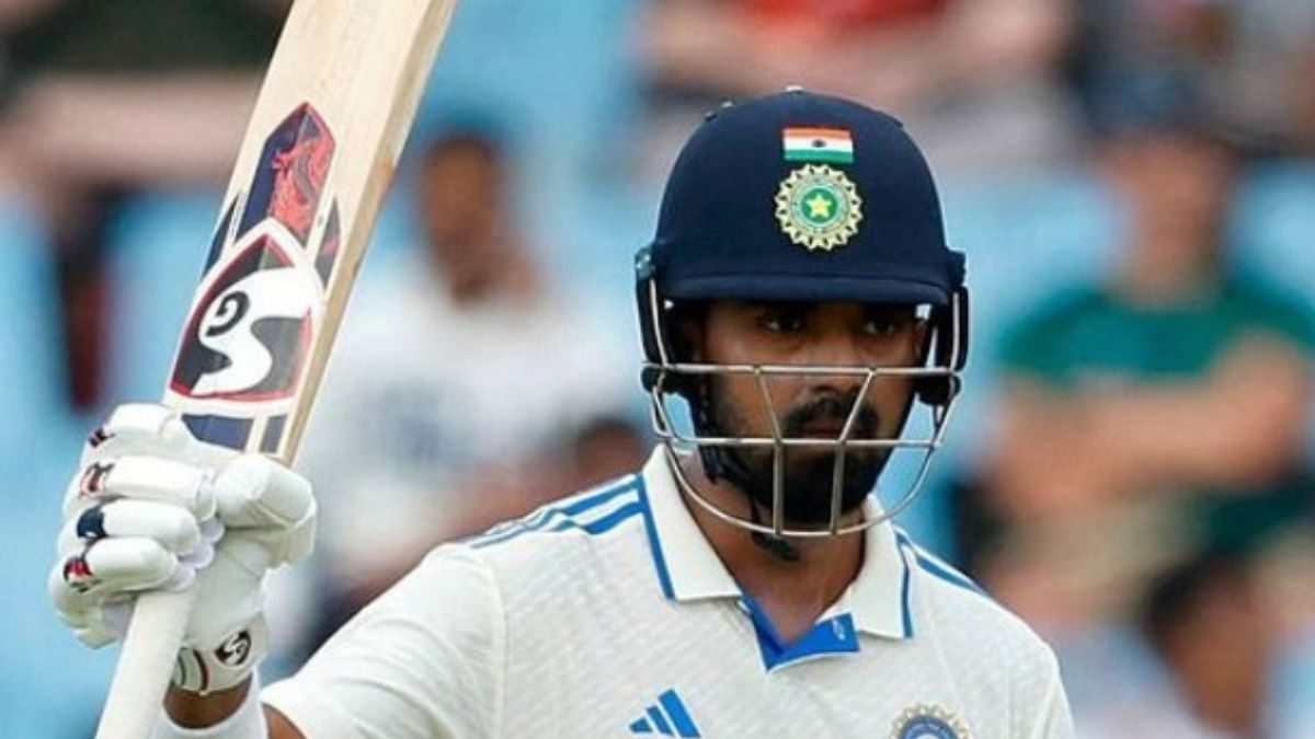 'This Half-century is As Good as a Century': Shastri, Gavaskar in Awe ...