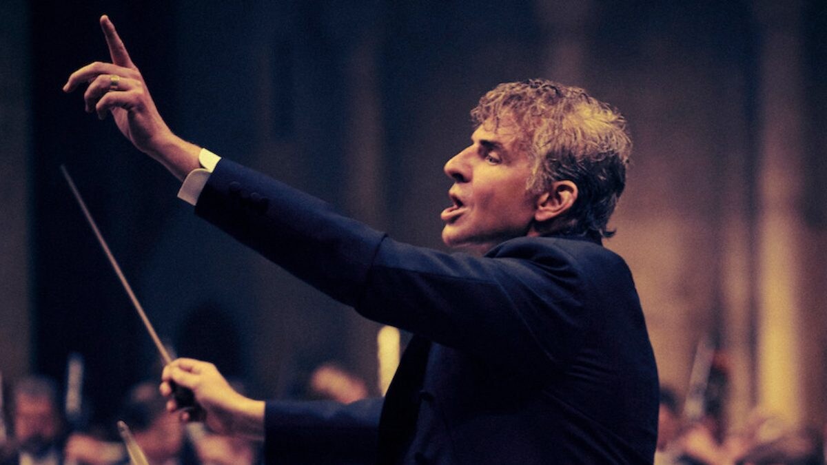 Maestro Movie Review: Bradley Cooper Delivers a Brilliant Performance ...