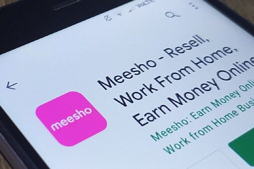 Meesho Records First-Ever Quarterly Profit in Q2 FY24; Loss Narrows to ...