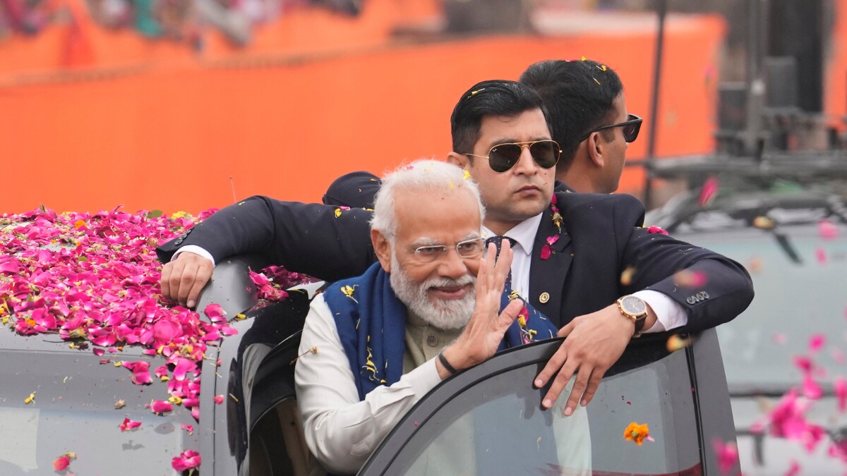 ‘Tastes Good, Bit Too Sweet’: PM Modi Surprises Ujjwala Beneficiary in ...