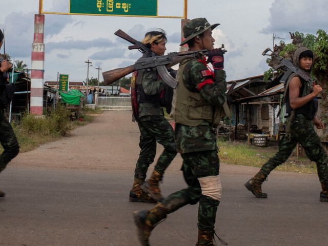 Myanmar Ethnic Rebels Capture Town Next to Bangladesh Border, 6 Army ...