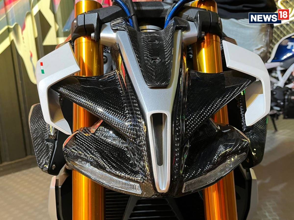 TVS RTR 310 Hpyer Spec in Pics: See Design, Features, and More in Detail
