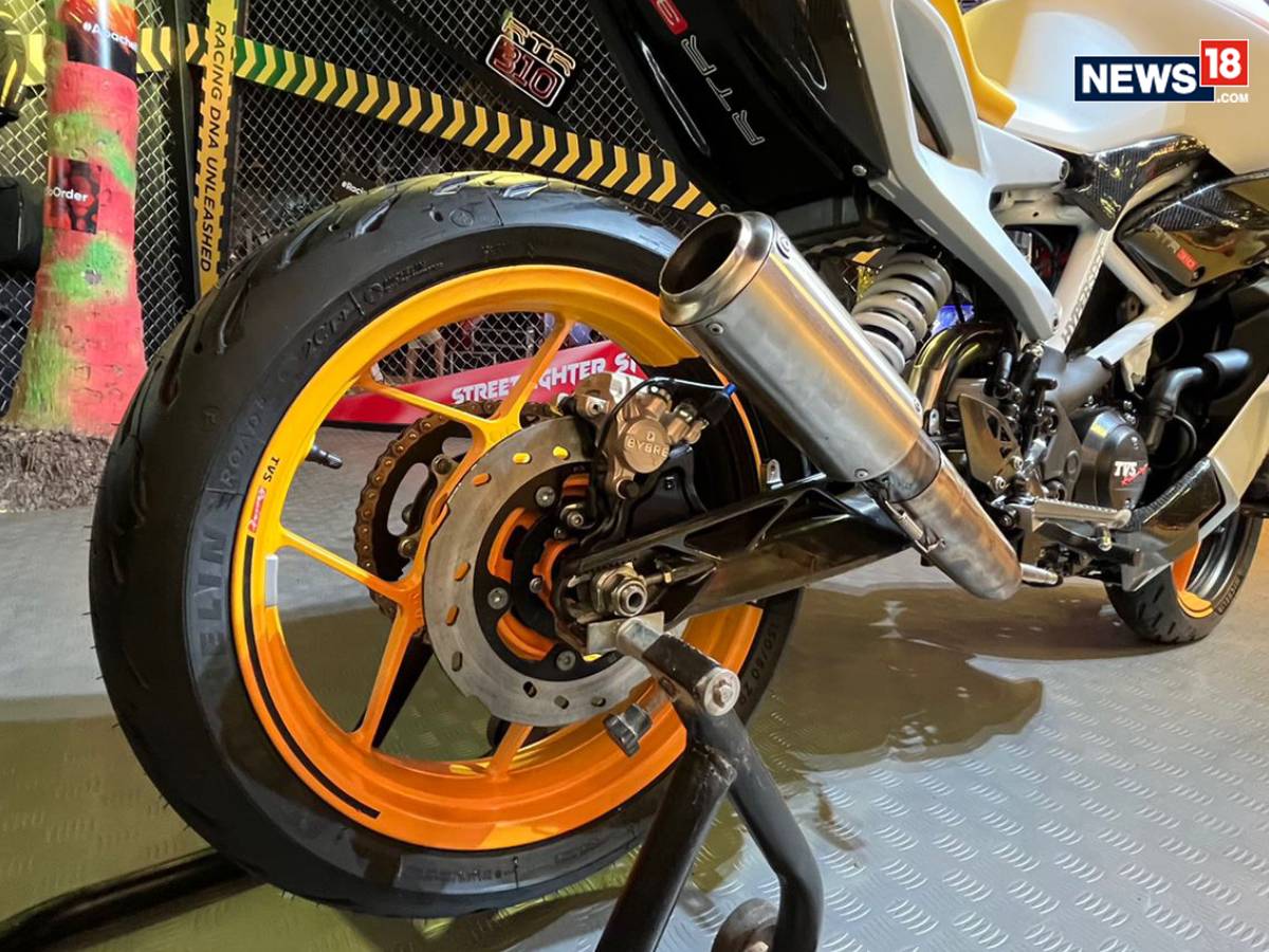 TVS RTR 310 Hpyer Spec in Pics: See Design, Features, and More in Detail