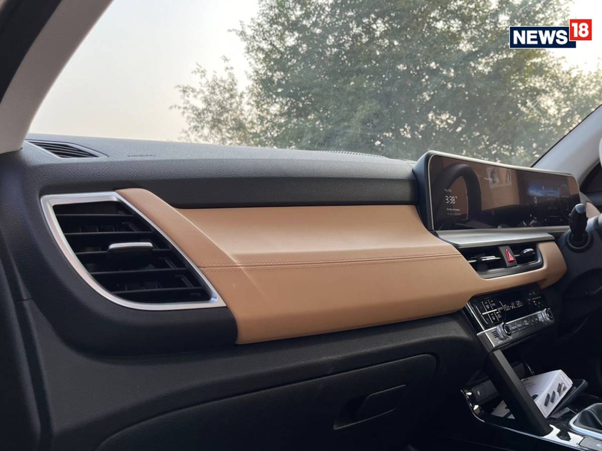 Kia Seltos Facelift HTX Plus IMT in Pics: See Design, Interior ...