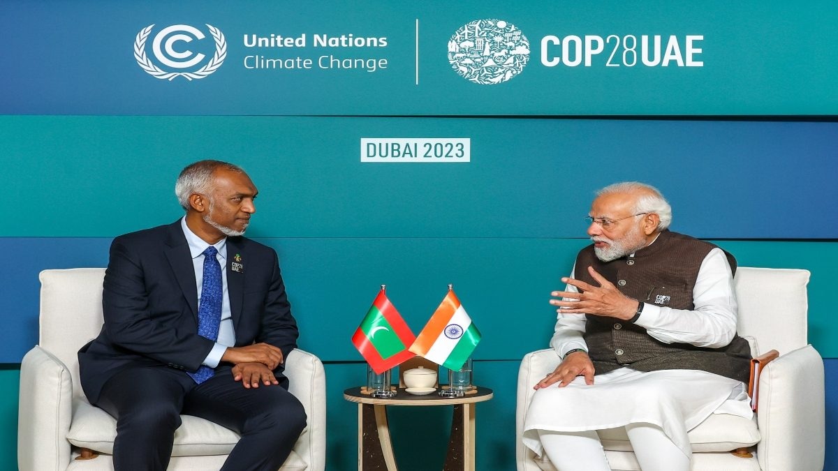 Pm Modi Meets Maldivian Prez Muizzu Agrees To Set Up Core Group To Further Deepen Ties News18