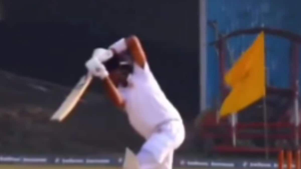 WATCH: Viral Video of Rahul Dravid's Son Samit Batting, Fans See a ...