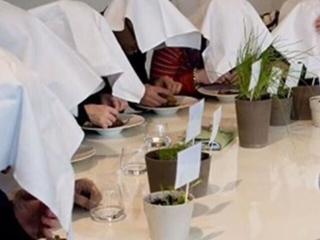 This French Delicacy Is Called 'Sinful Dish' And Diners Cover Their ...