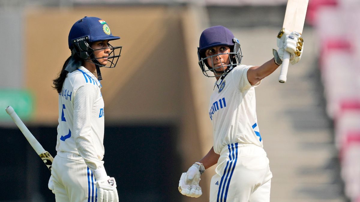IND W vs ENG W One-Off Test: Debutants Shubha, Jemimah Shine as India ...