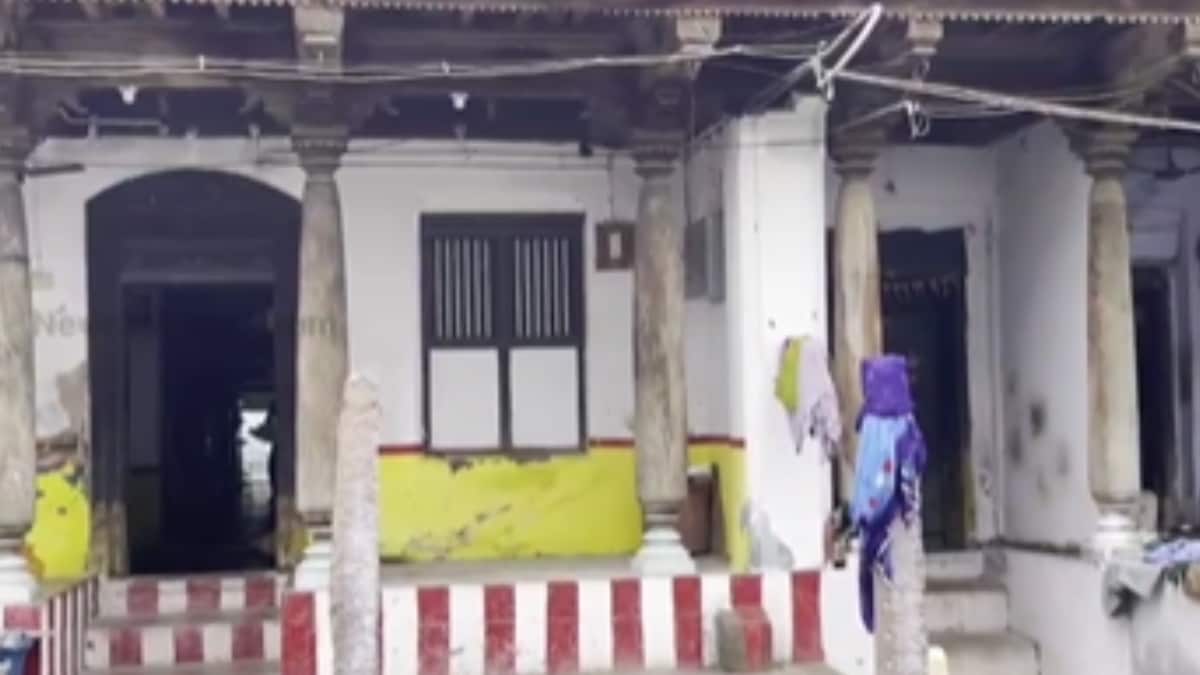 In Tamil Nadu’s ChettiKurichi village, A House With 68 Doors Has A ...
