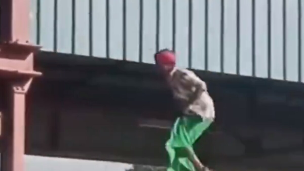 Real-Life Subway Surfer: This Man's Cardio Routine Is Jugaad Pro Max ...