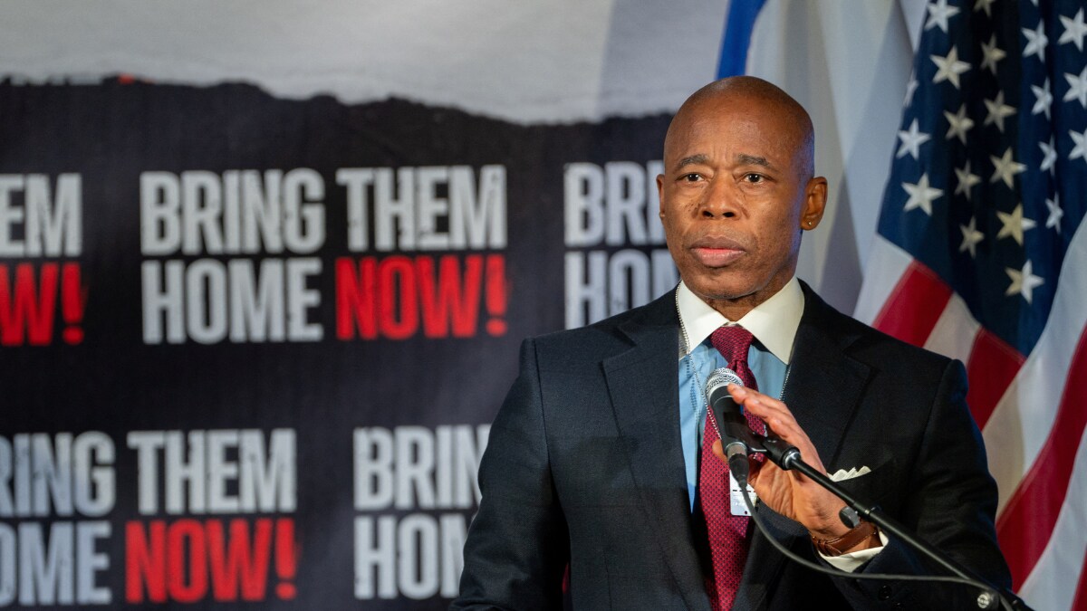 'A Very, Very Complicated City': New York's Mayor Stumbles with Awkward ...