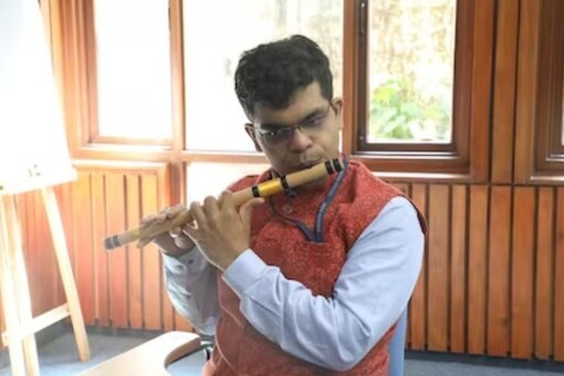 Meet Gaurav Tripathi, Who Cleared UPSC On 4th Attempt, Epitomises Never ...