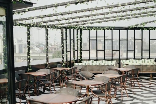 6 Rooftop Dining Destinations for a Warm Winter Experience - News18