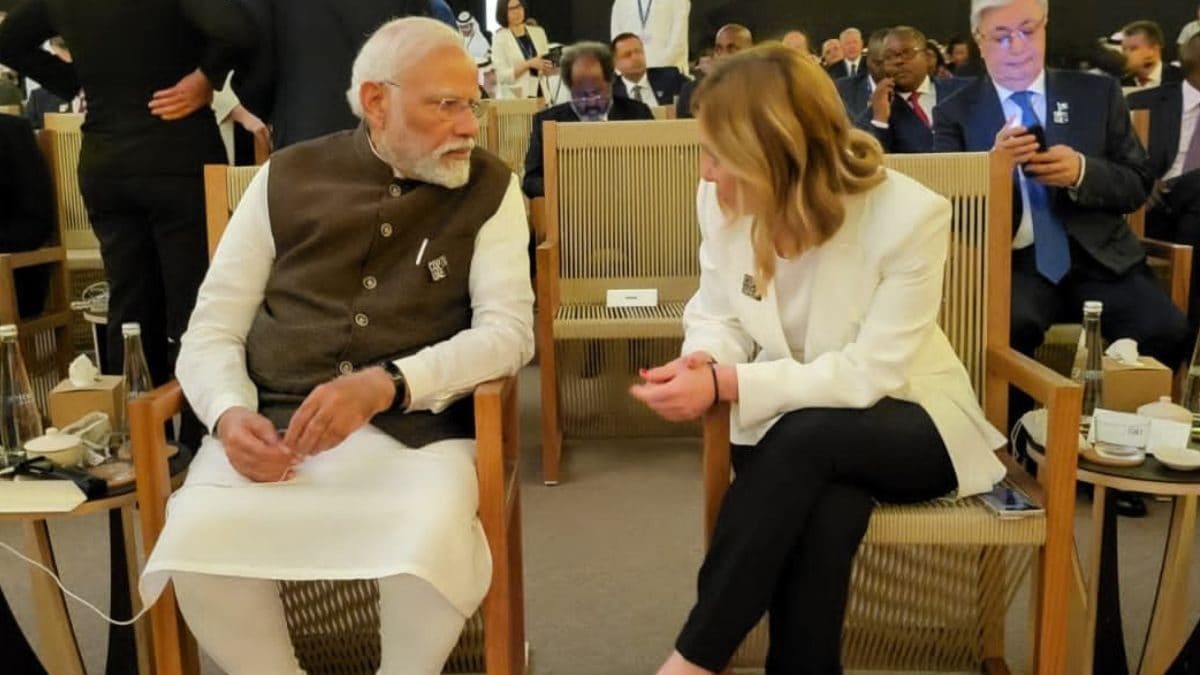 'Good Friends at COP28': Modi Meets Italian Counterpart Meloni, She ...