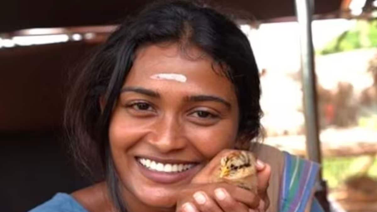 Bigg Boss Tamil Fame Poornima Ravi Shines In Sevappi Poster, Promises A ...