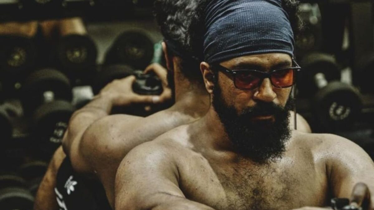 Vicky Kaushal Flaunts His Physique As He Trains Hard For Laxman Utekar