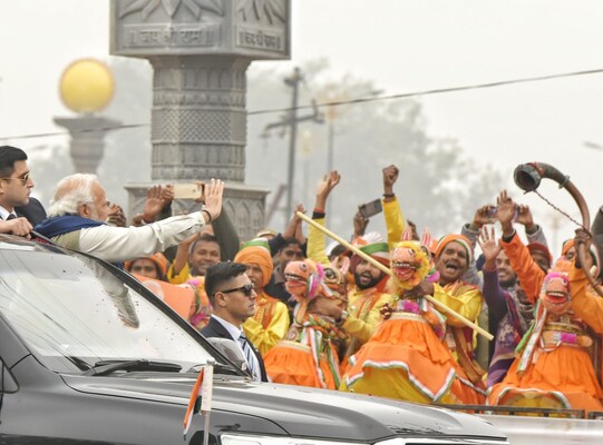LIVE: In Ayodhya, PM Modi Asks People to Light 'Ram Jyoti' on Mandir ...
