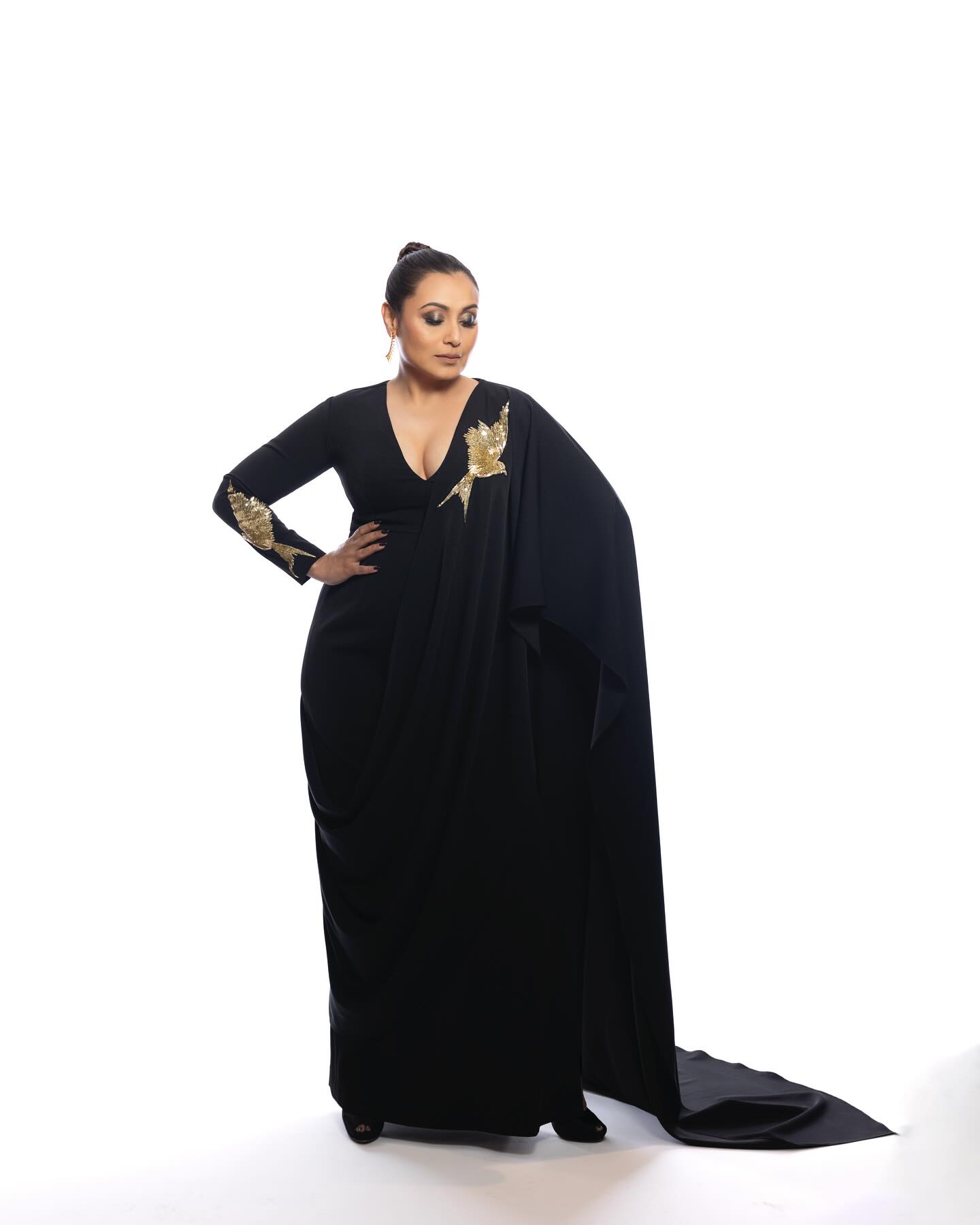 World Saree Day: Redefining The Six-Yards of Sheer Elegance in 2023 ...