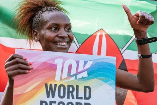 Kenya's Agnes Ngetich Breaks World 10km Record in Valencia - News18
