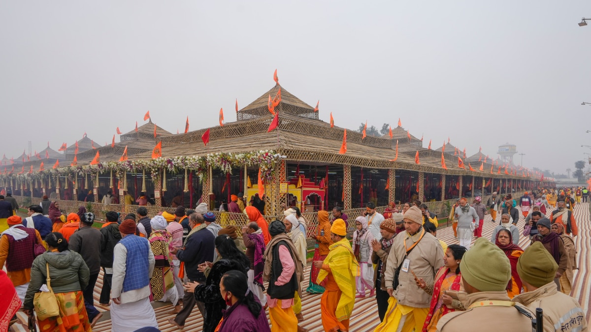 Sunny Days, No Rain, But Dense Fog: IMD Launches Special Webpage for ...