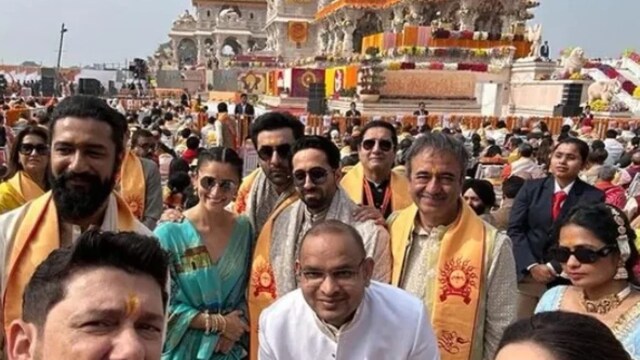 Ranbir Kapoor, Alia Bhatt Join Vicky Kaushal For a Selfie At Ram Mandir ...