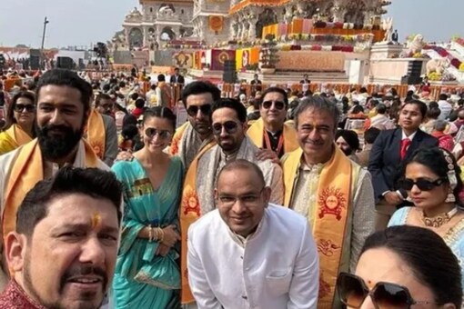 Ranbir Kapoor, Alia Bhatt Join Vicky Kaushal For a Selfie At Ram Mandir Inauguration In Ayodhya ...