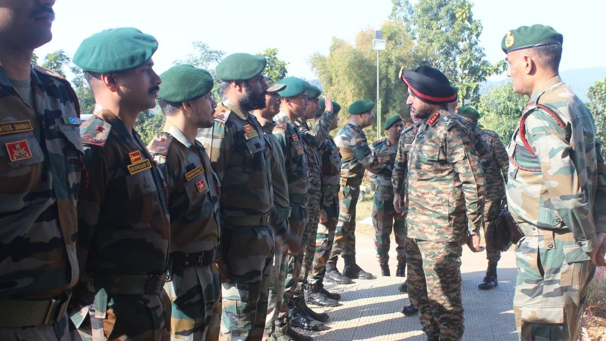 Eastern Army Commander Reviews Security Situation in Manipur Amid ...