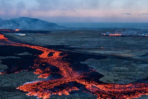 Glowing Volcano Lava Flows Into Three Homes In Icelandic Village News18
