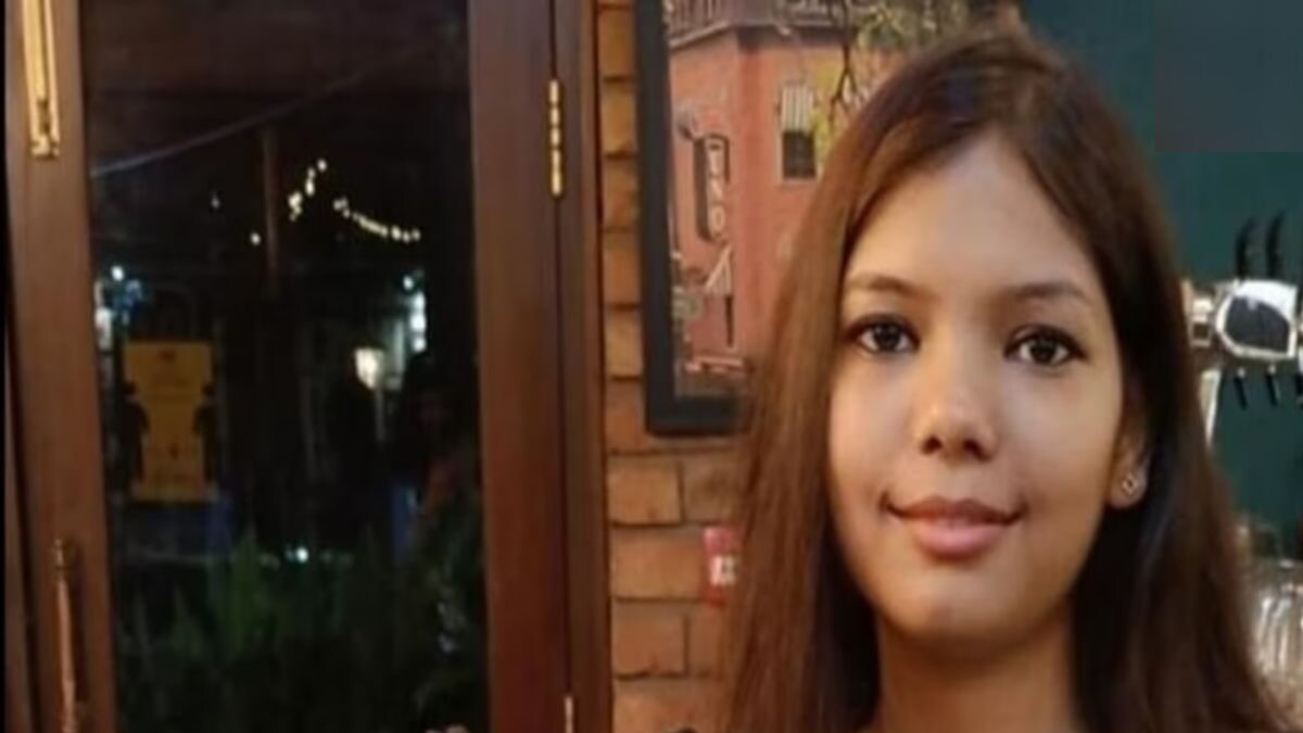 Meet The Jharkhand Girl Who, Despite Financial Crisis, Became Family's ...