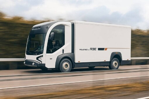 REE P7-C Makes History As World's First All-Wire-Controlled Vehicle ...