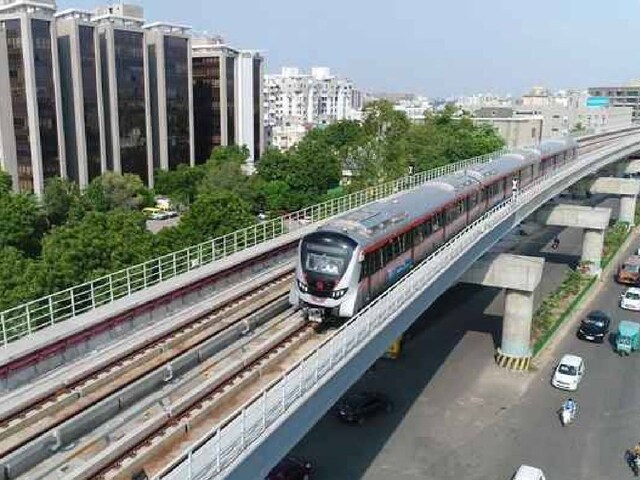 Noida: NMRC Plans To Extend Aqua Line Corridor, Set To Add 11 New ...