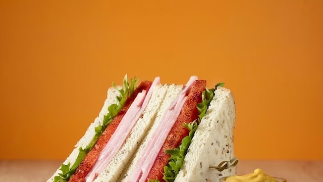 10 On 10 If You Can Guess Who Invented Sandwich - News18