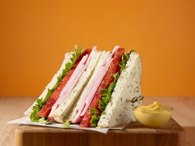 10 On 10 If You Can Guess Who Invented Sandwich - News18