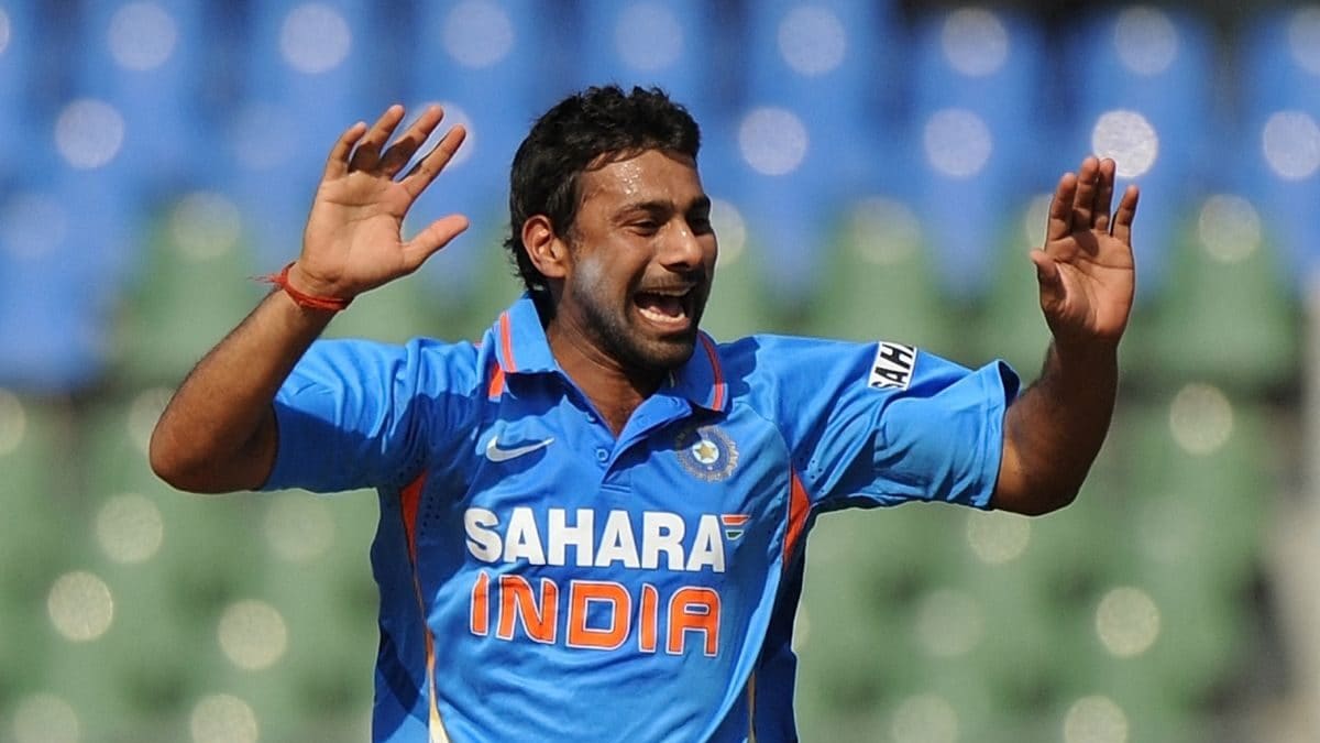 ‘Pakistan Bowlers Did it a Bit More’: Praveen Kumar's Shocking Claim on ...