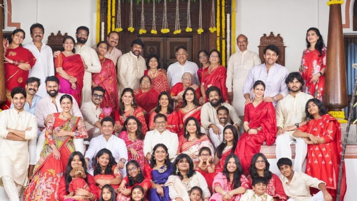 Ram Charan Wishes Fans On Sankranthi With A Family Photo, Fans Ask ...