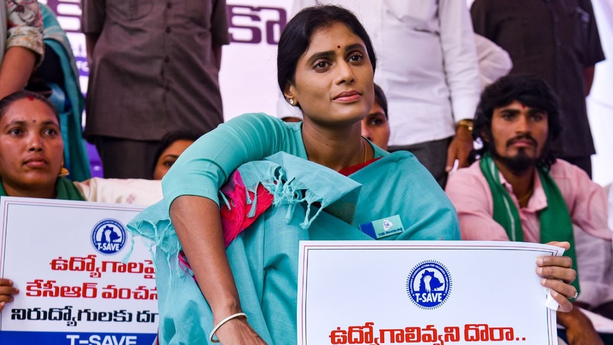 A Sister's Gambit: Ready to Take On Jagan Reddy, Can YS Sharmila Change ...