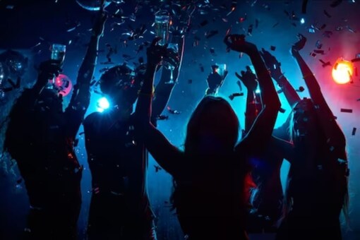 Watch: How This German Train Transforms Into Techno Party Arena For 7 ...