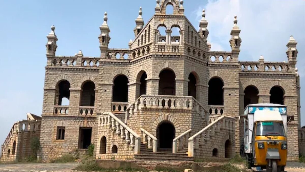 This Fort In Andhra Pradesh’s Banaganapalli Featured In Anushka Shetty ...