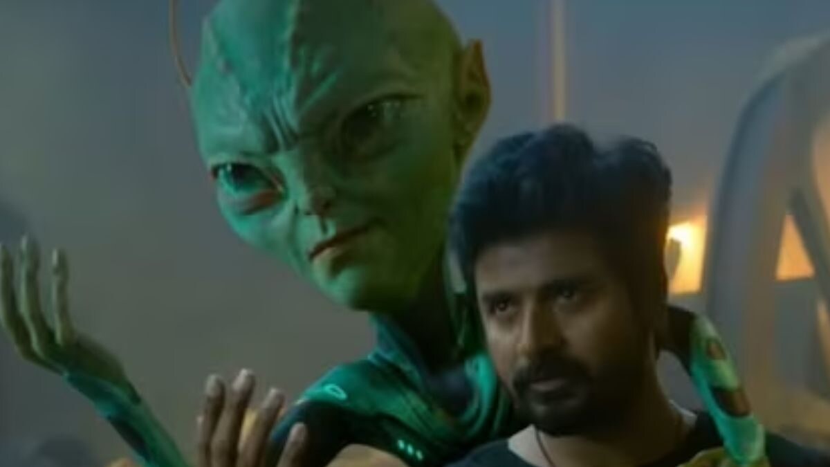 Ayalaan Movie Review: This Sivakarthikeyan-starrer Sci-fi Film Is A One ...