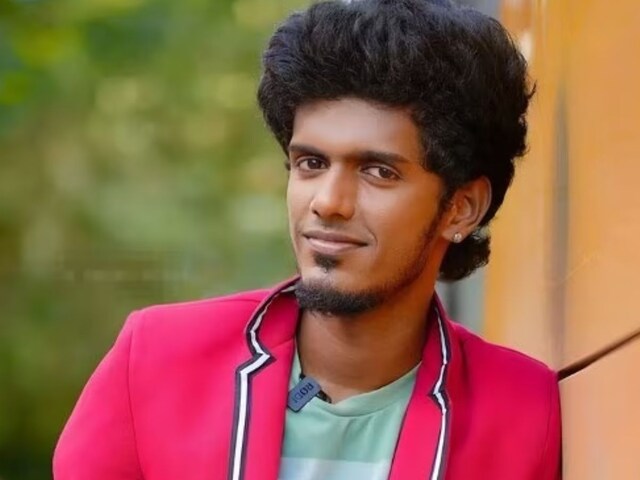 Tamil TV Star KPY Bala Launches Auto Service For Needy In Chennai - News18