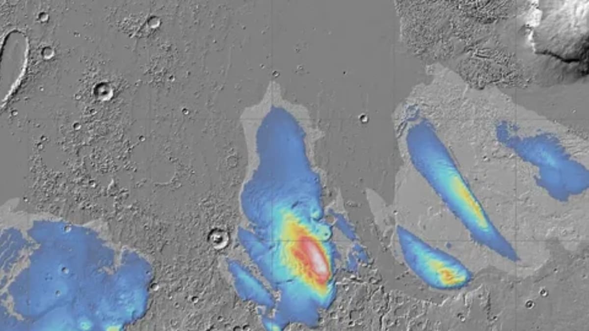 2 Miles Thick Water Ice Found Buried Under Mars' Equator | Viral News ...