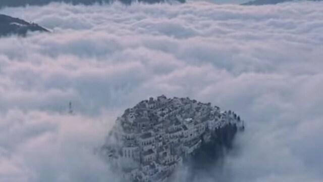 Picture Of This Italian Town ‘Floating Above The Clouds’ Will Take Your ...