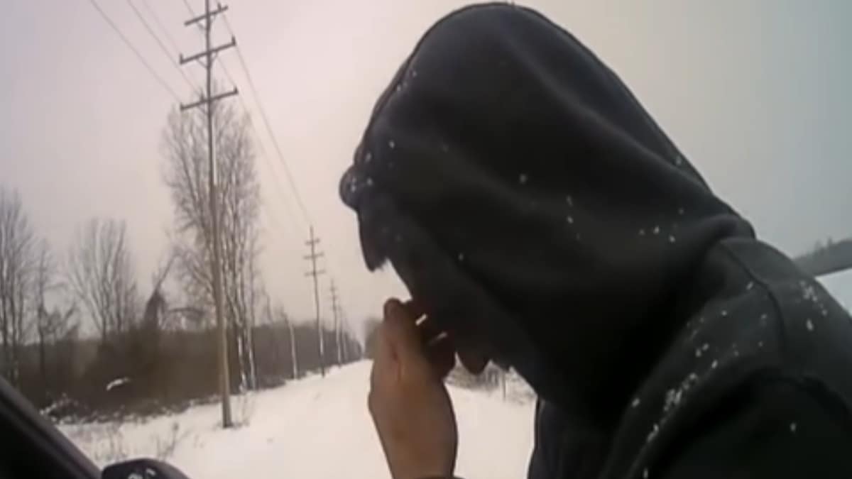 This Video Of Cop Comforting And Hugging Man Is Too Emotional | Viral ...