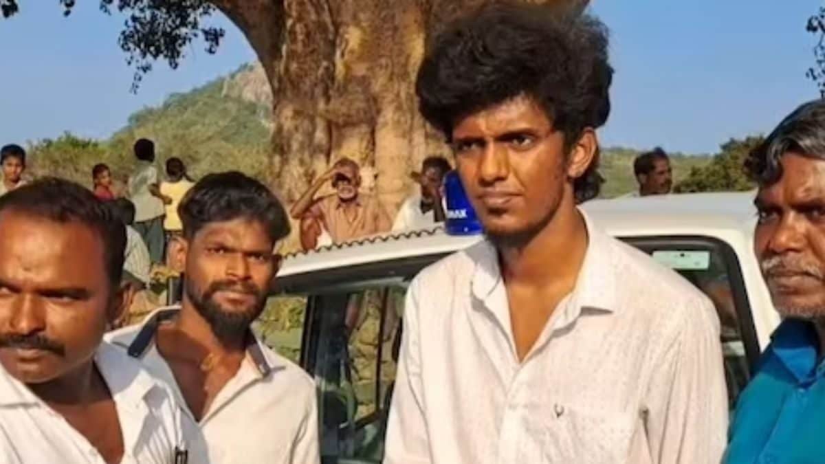 Tamil TV Actor KPY Bala Gifts Ambulance To Village In Tamil Nadu’s Tirupathur District | Movies ...