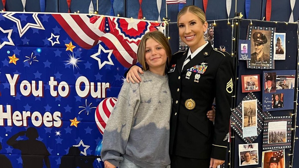 US Army Servicewoman, Influencer Dies by Suicide; Family, Friends Raise ...