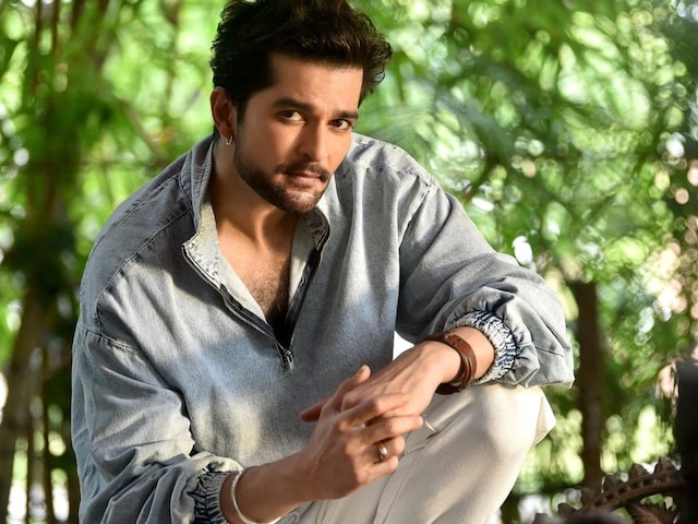 Bigg Boss OTT Star Raqesh Bapat To Make Marathi TV Debut With Navari Mile Hitlarla - News18