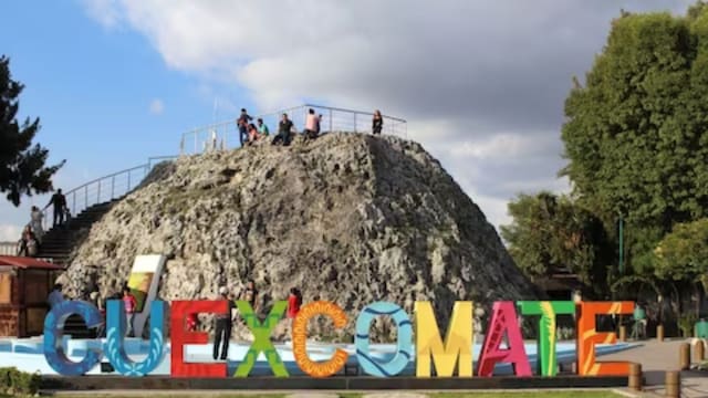 The World's Smallest Volcano, Once an Active Geyser, Is Now A Tourist ...