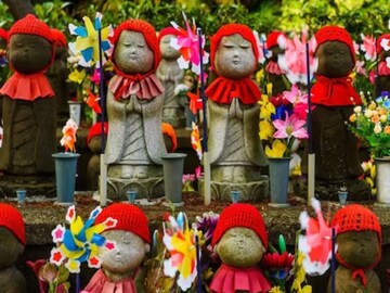 What's Mizuko Kuyo, A Japanese Tradition To Mourn The Loss Of An Unborn ...