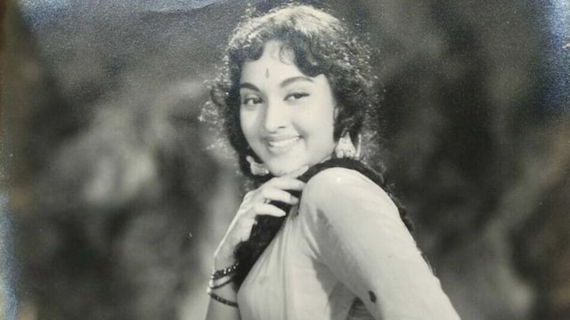 Vyjayanthimala Bali Honoured With Padma Vibhushan 2024; Know These Unknown Facts About Veteran ...