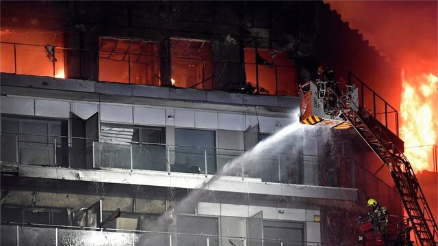 Watch | Fire Ravages Residential Block in Spain’s Valencia, Four Dead ...